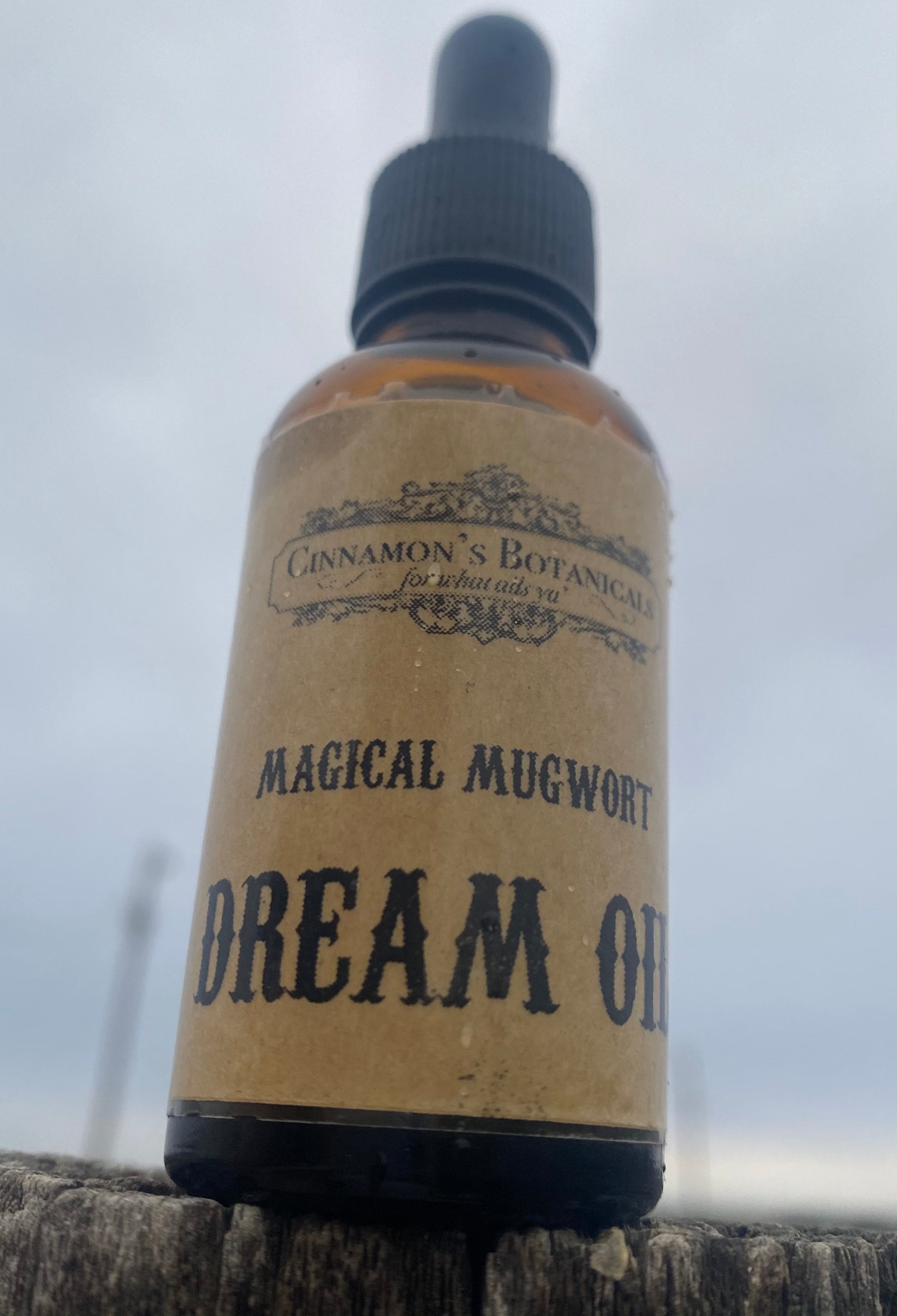 Mugwort Dream Oil/Perfume | Cinnamonsbotanicals.com
